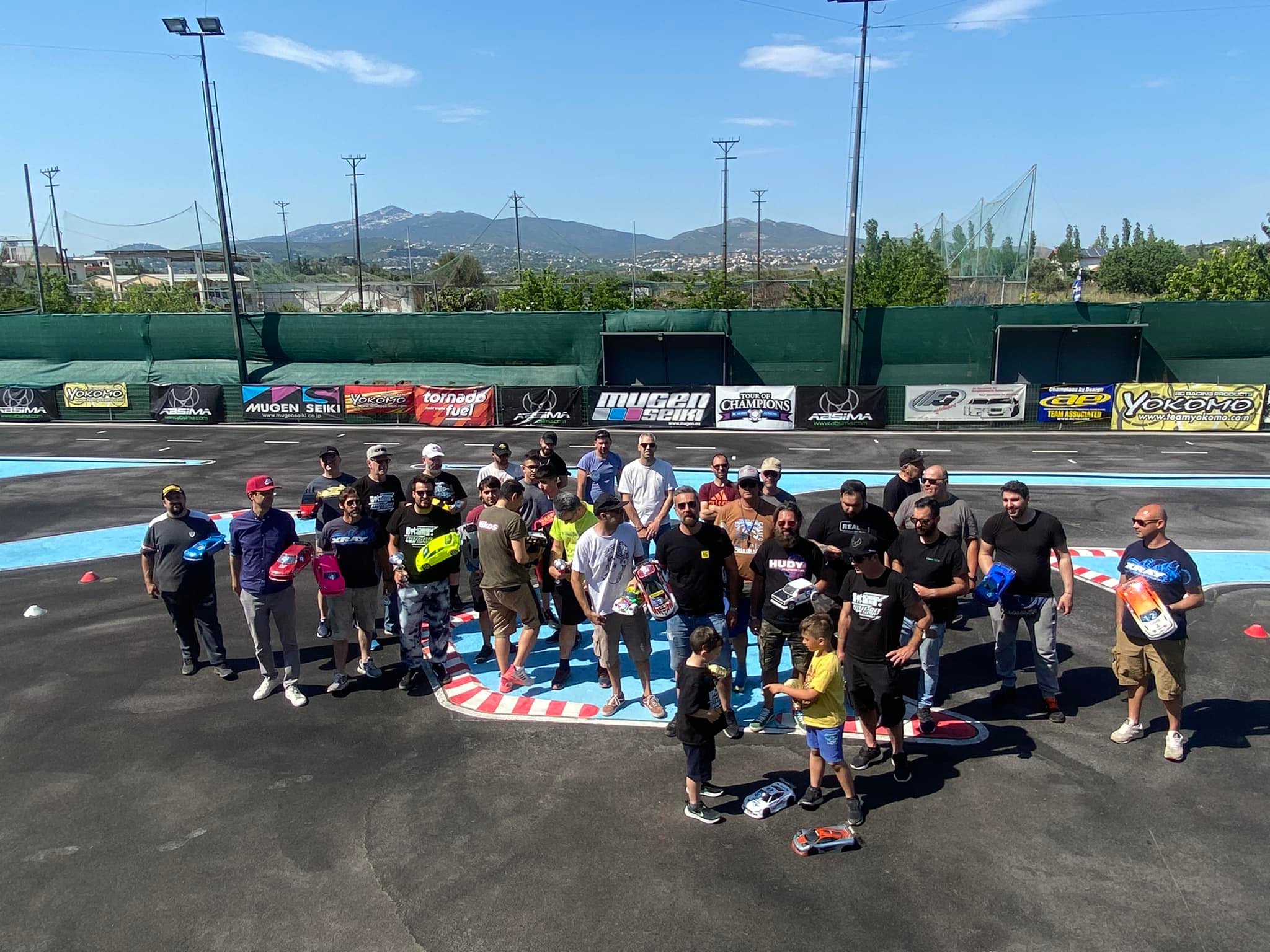 About - R2 Club Speedway